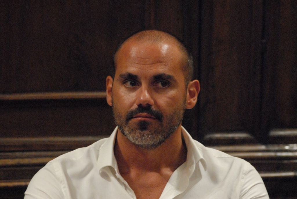 ARRIVA A VERONA LA NUOVA CARTA DI IDENTITÀ ELETTRONICA - La Cronaca di ...