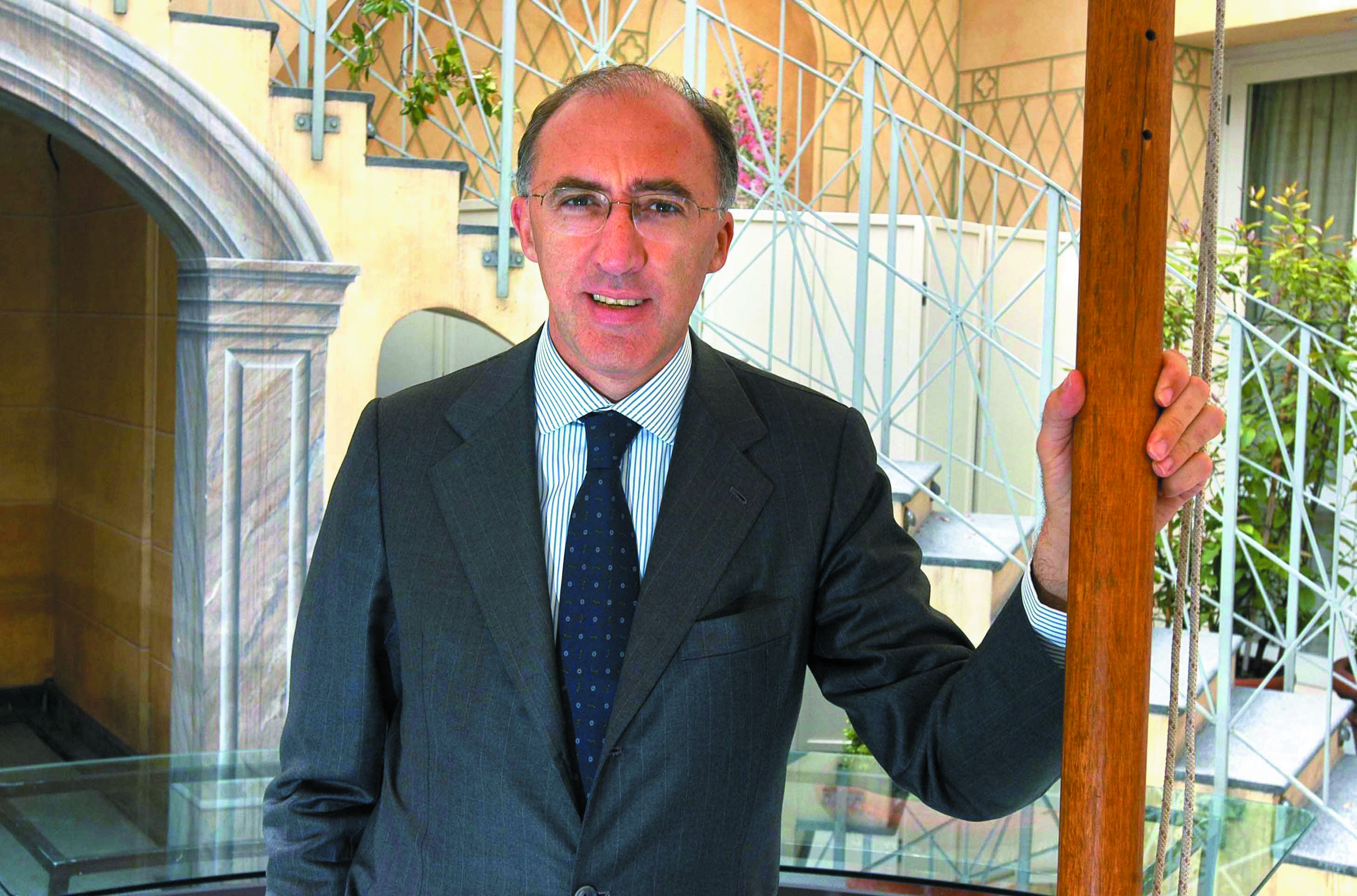 MARCHI ATTACCA MAZZUCCO “FA QUESTIONI DA CAMPANILE” - La Cronaca di Verona