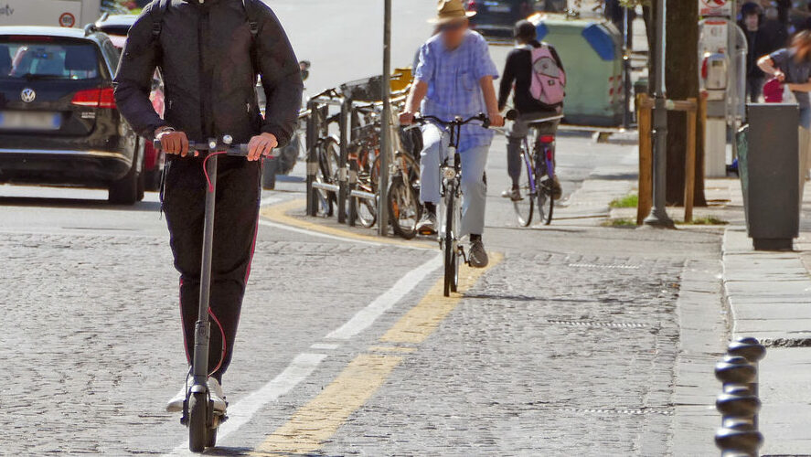 Monopattini: incidenti, alcol e droga - La Cronaca di Verona