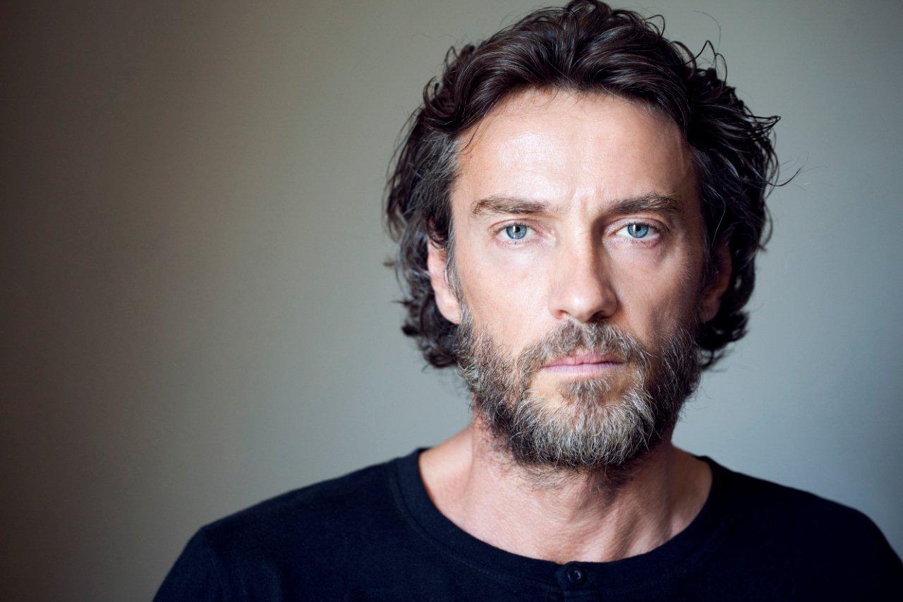 Ore 18.30, ecco Alessio Boni e l'eros - La Cronaca di Verona