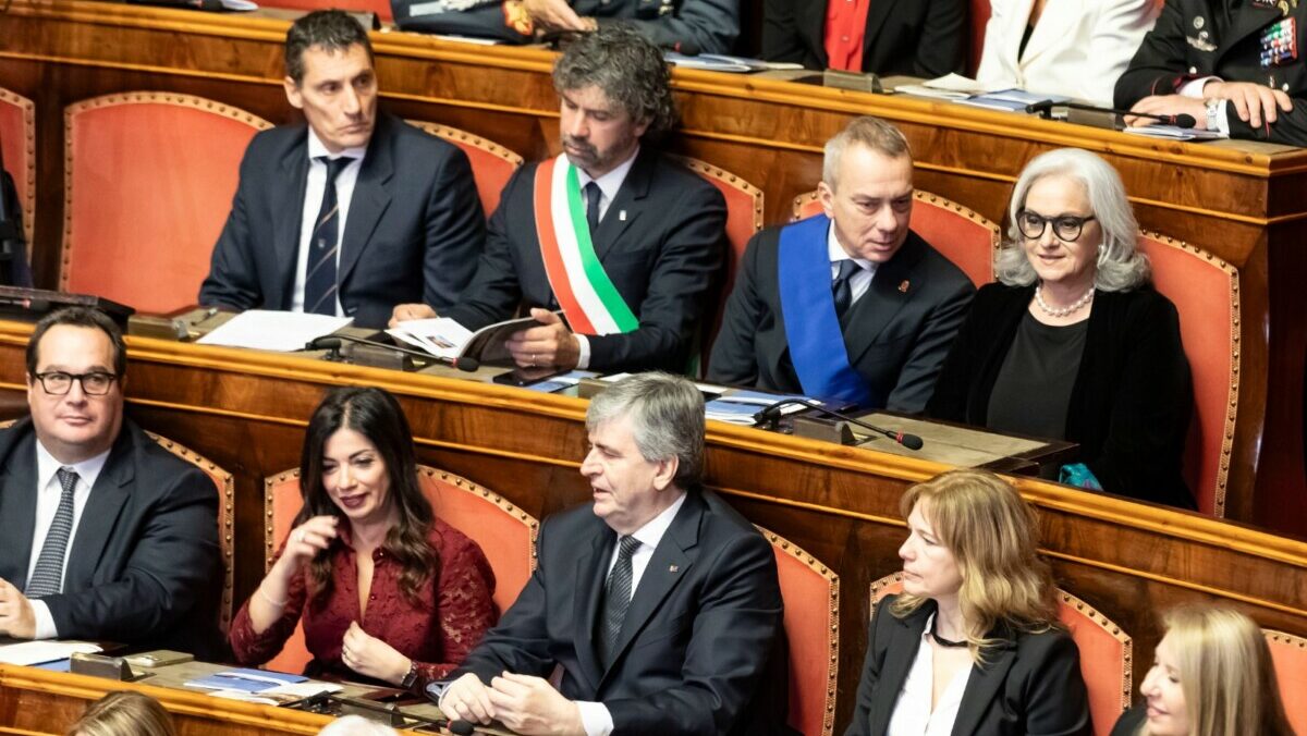 Al Senato le grandi voci della lirica - La Cronaca di Verona